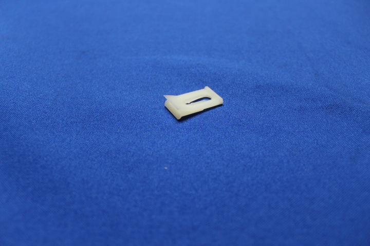 Altopelhilfe - Federklammer Einstiegsblende Rekord D/E, Commodore B/C
